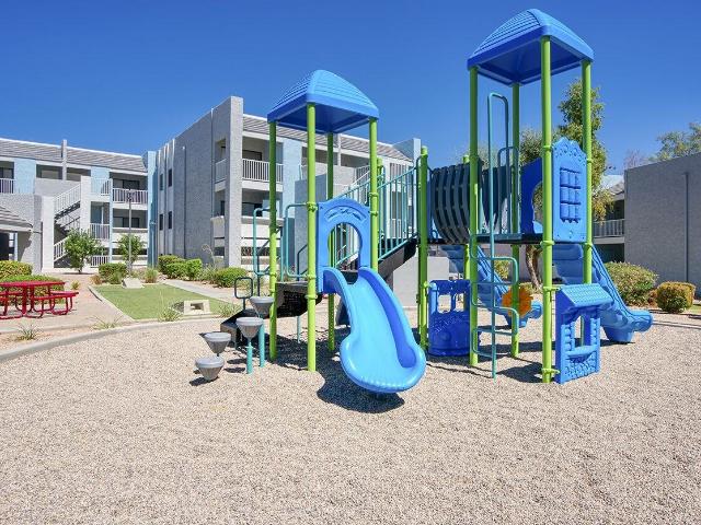 Park Vista 1 Bedroom Apartment for Rent at 3221 W El Camino Dr, Phoenix, AZ 85051
