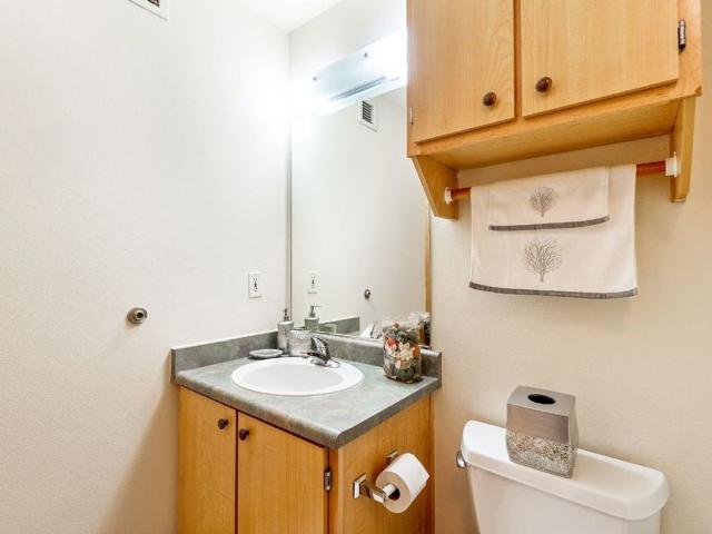 Park Vista 3 Bedroom Apartment for Rent at 10918 Se Stark St, Portland, OR 97216 Mill Park