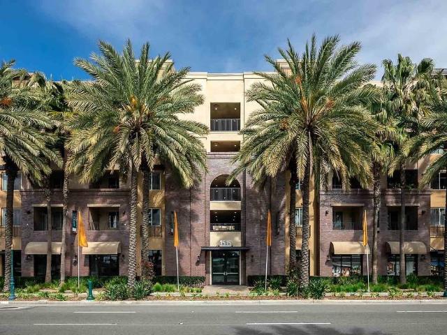 Park Viridian Studio Apartment for Rent at 1515 East Katella Avenue, Anaheim, CA 92805 Platinum Triangle