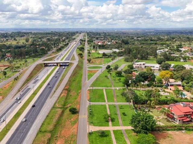 Park Way 3QTS SENDO 2SUITES aceita permuta 61 99463 5151