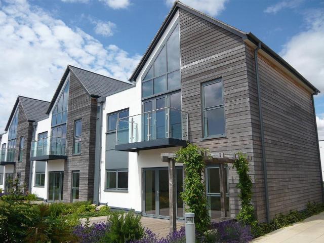 Park Way, Newbury, Berkshire, RG14 2 bed apartment to rent £1,450 pcm £335 pw