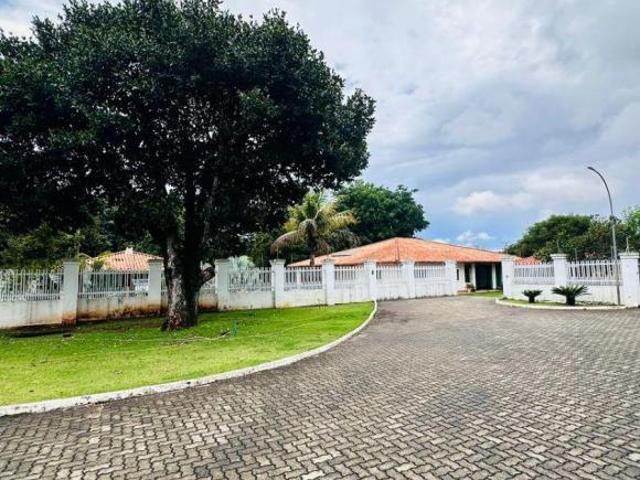 Park Way – Qd 04 | Mansão em Condomínio Fechado