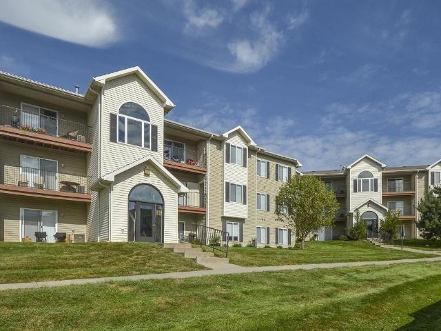 Park West 1 Bedroom Apartment for Rent at 10901 Jaynes Plz, Omaha, NE 68164 Rambleridge