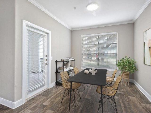 Park West 2 Bedroom Apartment for Rent at 15155 Richmond Ave, Houston, TX 77082 Eldridge West Oaks
