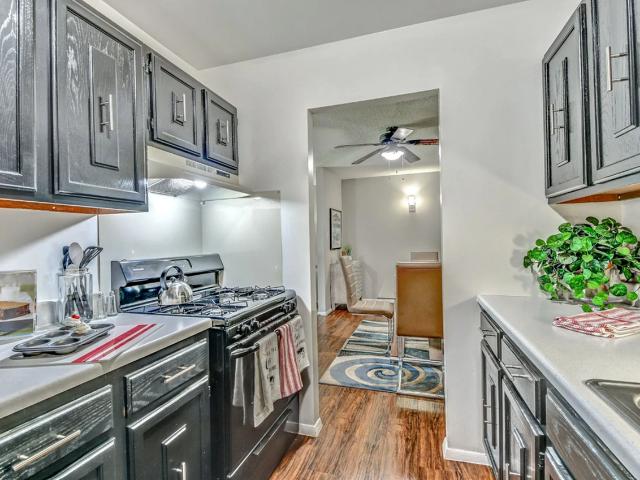 Park West 2 Bedroom Apartment for Rent at 1818 Park West Blvd, Griffith, IN 46319