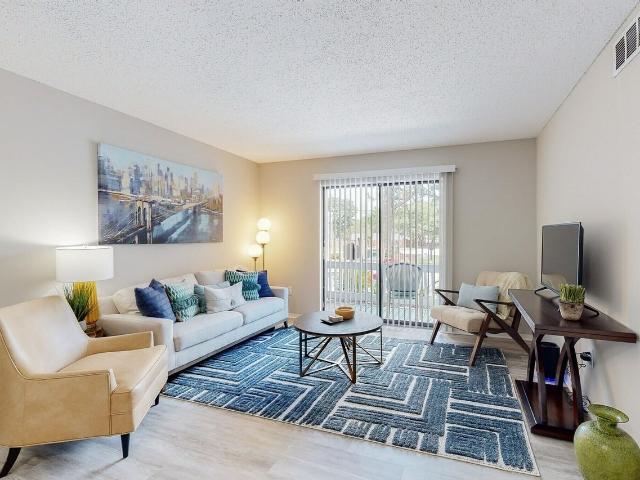 Park West Apartments 2 Bedroom Apartment for Rent at 1663 Hillcrest Rd, Mobile, AL 36695 Claremont