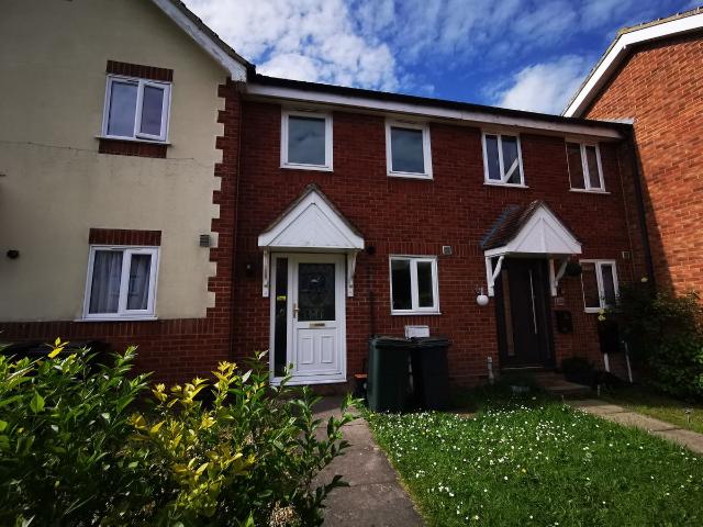 Park Wood Close, Ashford TN23, 2 bed property to rent, £1,150 pcm | PrimeLocation