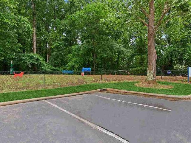 Park 2300 1 Bedroom Apartment for Rent at 2300 Village Lake Dr, Charlotte, NC 28212 East Forest