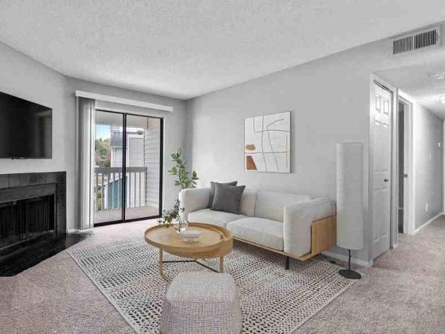 Park 2300 1 Bedroom Apartment for Rent at 2300 Village Lake Dr, Charlotte, NC 28212 East Forest