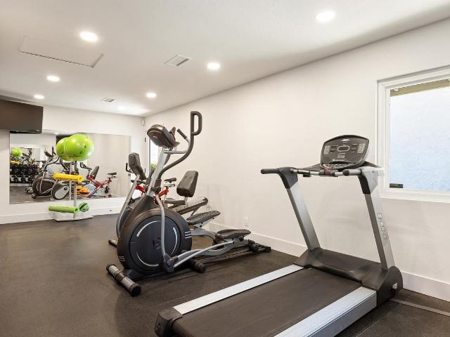 Park 2 Bedroom Apartment for Rent at 740 74086 E Mission Ave / 82529 E Mission Ave, Escondido, CA 92025 Kit Carson