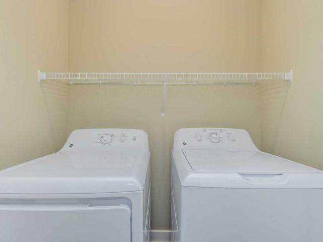 Park 66 Flats 2 Bedroom Apartment for Rent at 888 E 66th St, Indianapolis, IN 46220 Broad Ripple