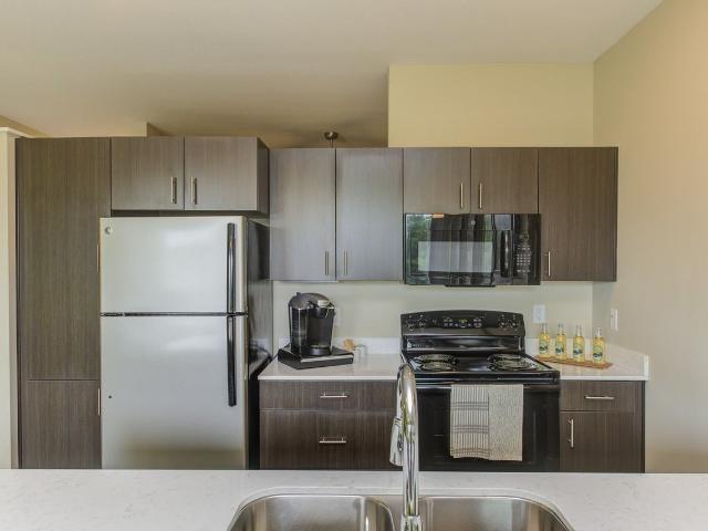 Park 66 Flats 2 Bedroom Apartment for Rent at 888 E 66th St, Indianapolis, IN 46220 Broad Ripple