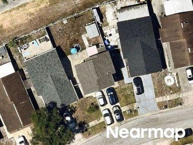 Parkcrest Dr