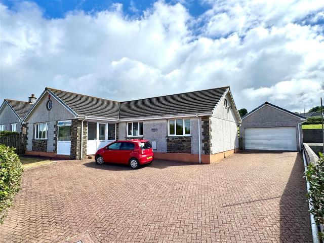 Parka Road, Fraddon TR9, 3 bed detached bungalow to rent, £1,495 pcm | PrimeLocation