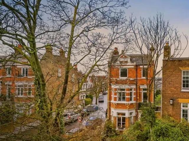 Parkgate House School, 90 Clapham Common North Side, London, SW4 9SD, United Kingdom | 2 bed apartment for rent #140396467 | Rentberry