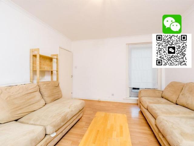 Parkgate Road, London SW11 3 bed flat to rent £2,800 pcm £646 pw
