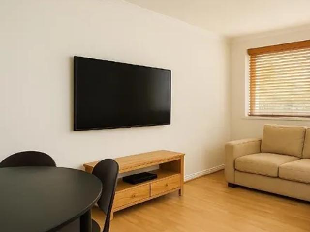 Parkgate Road, London, SW11 4NA, United Kingdom | 2 bed apartment for rent #165466686 | Rentberry