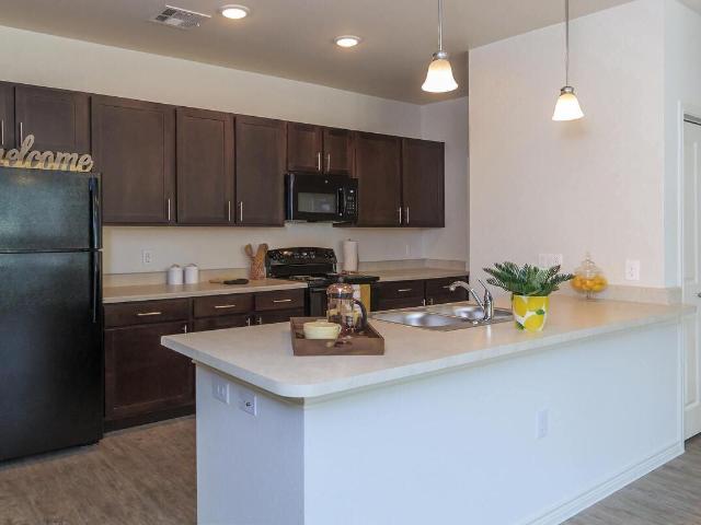 Parkdale 3 Bedroom Apartment for Rent at 4100 N Parkdale Ln, Denison, TX 75020