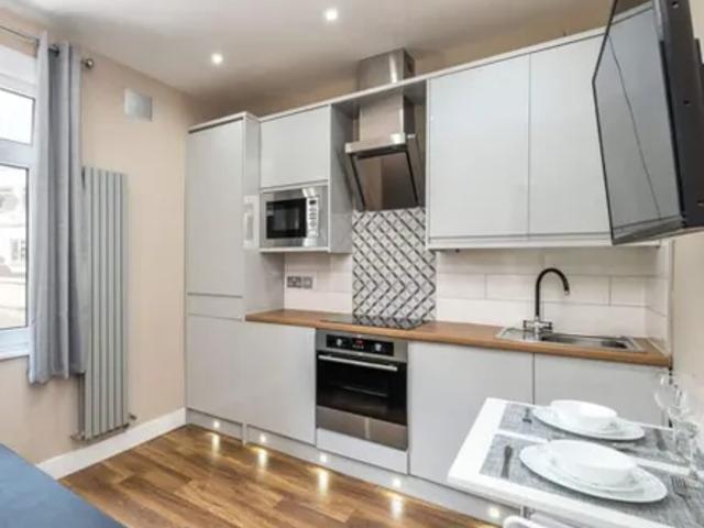 Parkdale Road, London, SE18 1QB, United Kingdom | 2 bed apartment for rent #25634073 | Rentberry