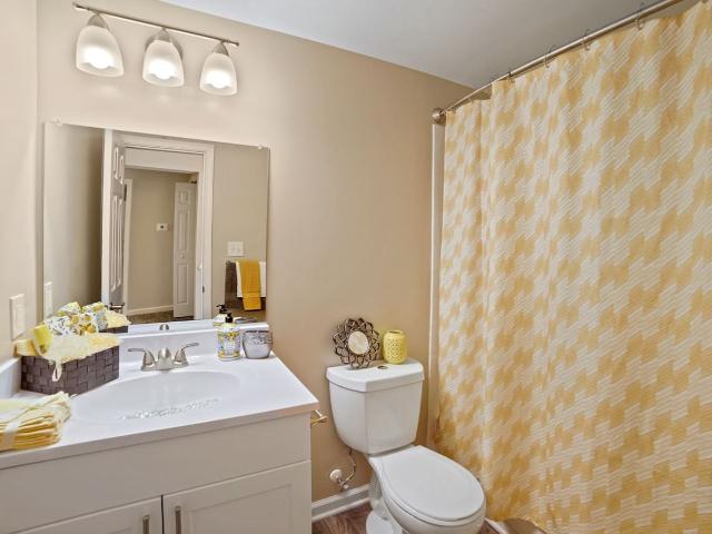 Parke Laurel Apartment Homes 2 Bedroom Apartment for Rent at 13178 Larchdale Rd, South Laurel, MD 20708 South Laurel