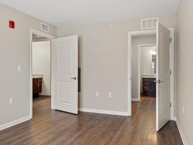 Parker Glen 1 Bedroom Apartment for Rent at 2605 J T Coffman Dr, Champaign, IL 61822