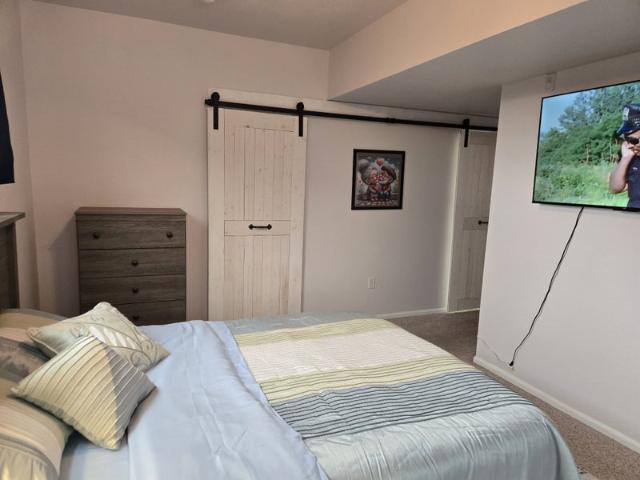 Parker Furninshed Room, Utilities included