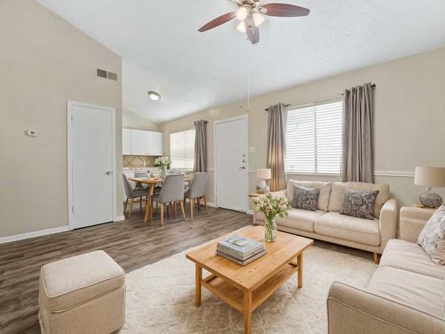 Parker Heights Studio Apartment for Rent at 1302 Parker Ln, Austin, TX 78741 Riverside