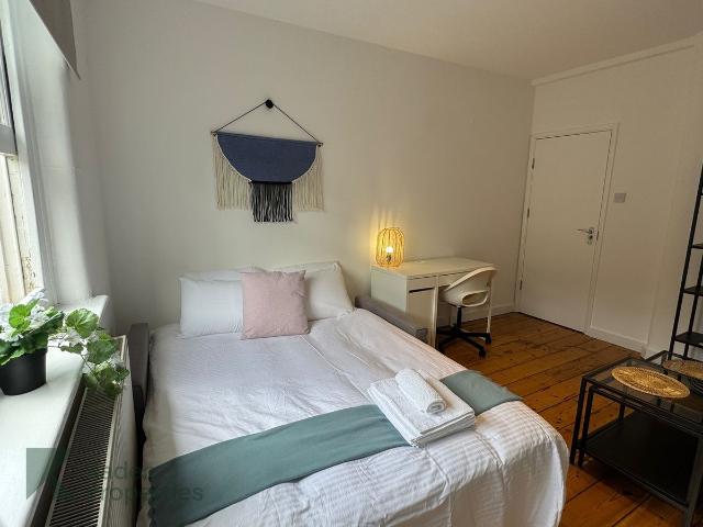 Parker Mews, Holborn/London WC2B, 2 bed flat to rent, £3,250 pcm | PrimeLocation