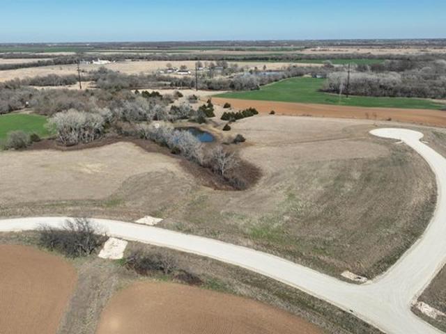 Parker St, Garden Plain, KS 67050
