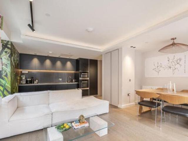 Parker Street, Covent Garden, 2 Bedroom Flat
