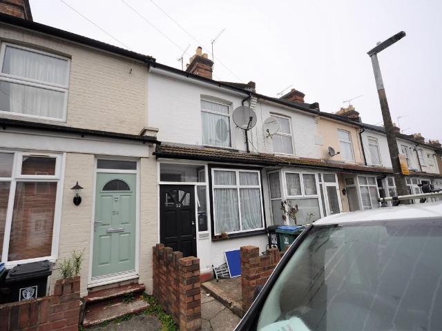 Parker Street, Watford WD24, 3 bed terraced house to rent, £1,600 pcm | PrimeLocation