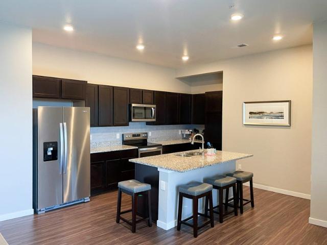 Parker Penthouse Condo with Mountain Views | Walka