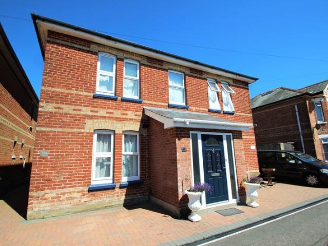 Parker Road, Winton, Bournemouth BH9, 2 bed property to rent, £1,350 pcm | PrimeLocation