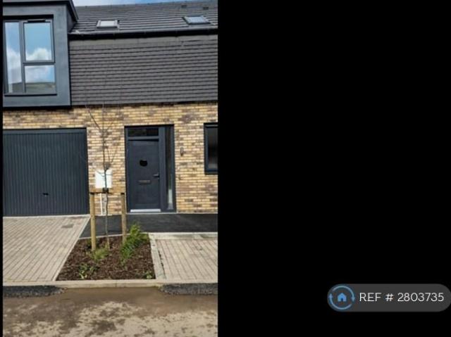 Parkes Avenue, Birmingham, B12 4 bed terraced house to rent £2,400 pcm £554 pw