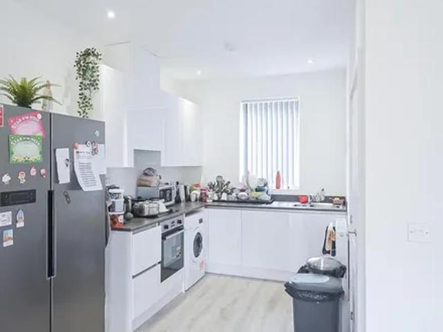Parkes Avenue, Highgate, B12 9AP, United Kingdom | 3 bed townhouse for rent #139333608 | Rentberry