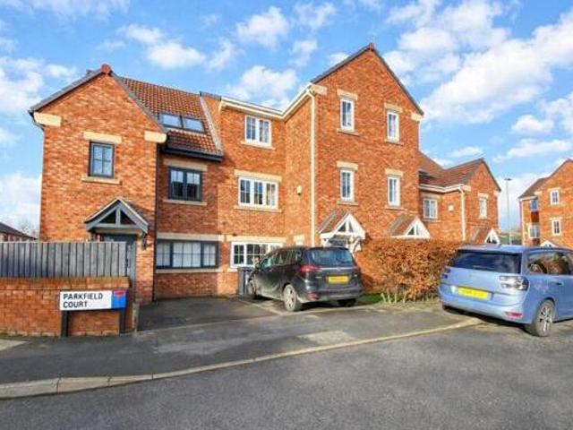 Parkfield Court, Morley, 4 Bedroom Terraced
