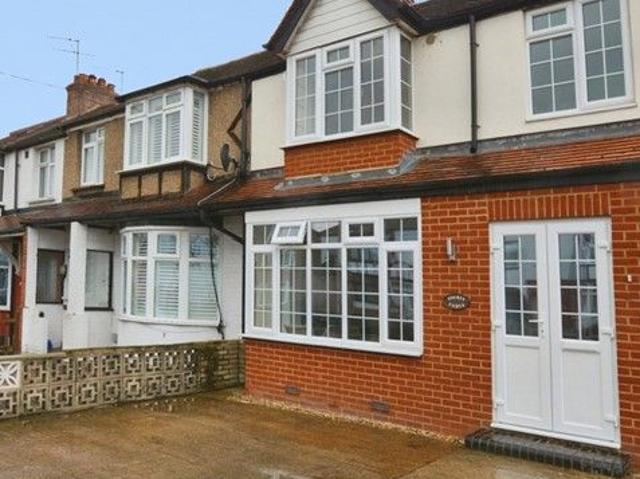 Parkfield Avenue, Hillingdon UB10, 5 bed terraced house to rent, £2,800 pcm | PrimeLocation