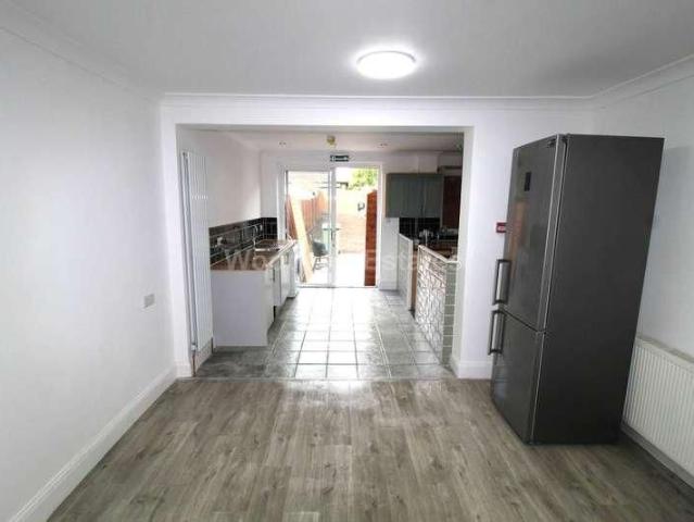 Parkfield Avenue, Uxbridge, UB10