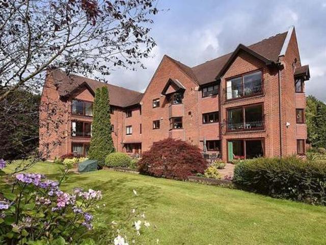 Parkfield Road, The Hill Parkfield Road, 2 Bedroom Flat