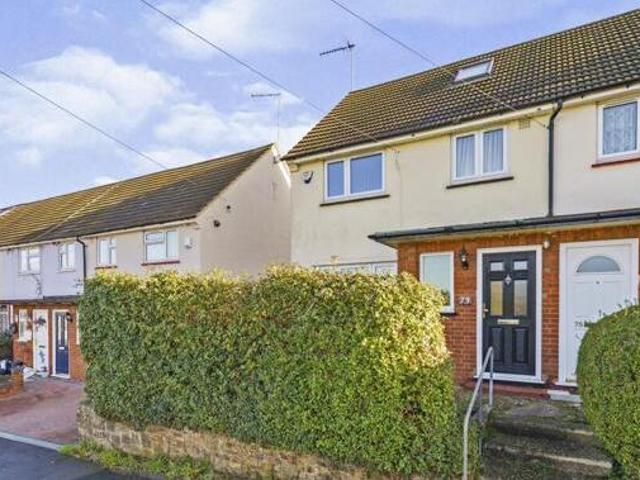 Parkfields, Roydon, 3 Bedroom End