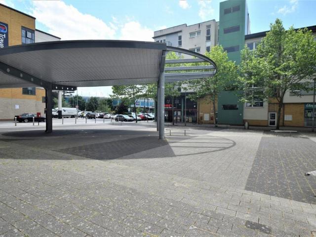 Parkhouse Court, Hatfield AL10 1 bed flat to rent £1,450 pcm £335 pw