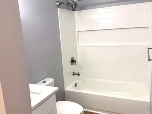 Parkhaven Apartments 1 Bedroom Apartment for Rent at 5821 Reddman Rd, Charlotte, NC 28212 North Sharon Amity