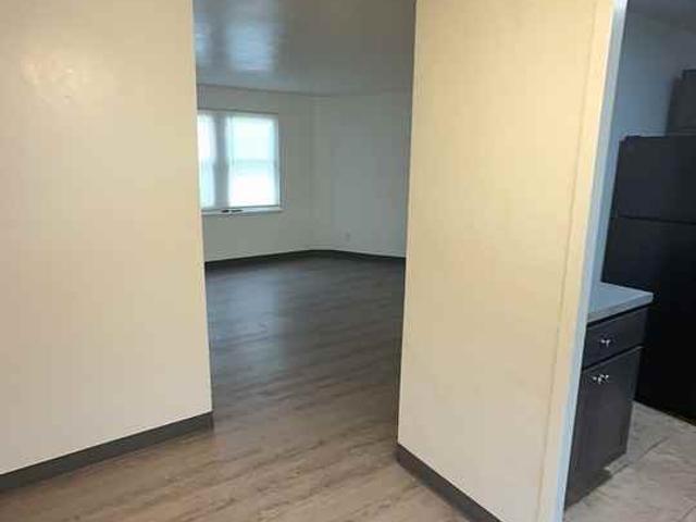 Parkhurst Apartments 2 Bedroom Apartment for Rent at 1825 Watkins St, Bethlehem, PA 18017