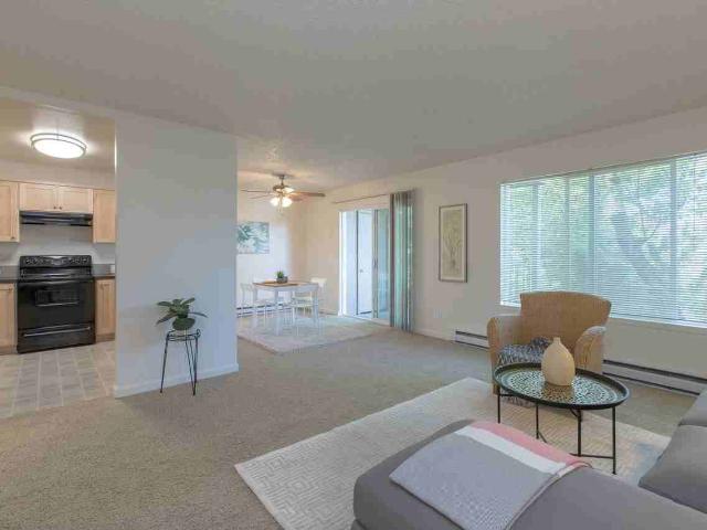 Parkhurst Apartments 2 Bedroom Apartment for Rent at 6345 Ne Glisan St, Portland, OR 97213 North Tabor