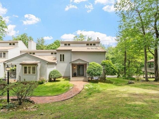 Parkhurst Dr Unit,westford, Condo For Sale
