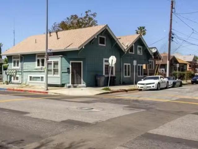 Parking for one Car. Section 8 friendly. Call 408 101 Oak St.
