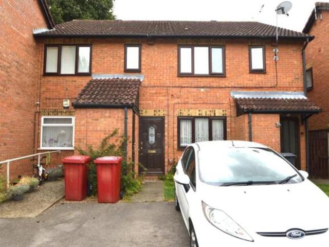 Parking for rent in Baird Close, Slough, Berkshire, SL1