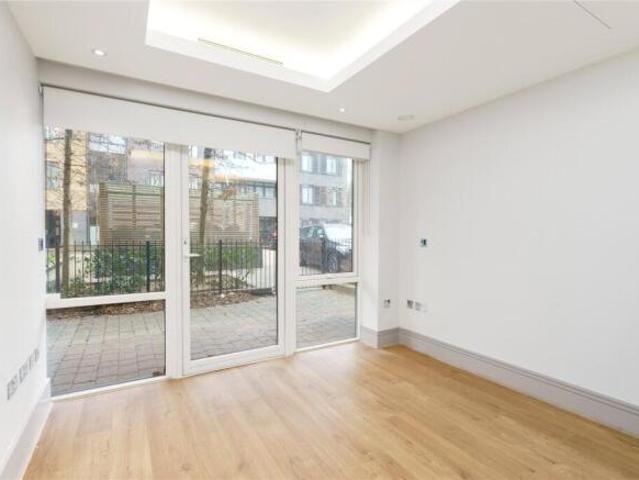 Parking for rent in Benjamin House, Cecil Grove, St John's Wood, London, NW8