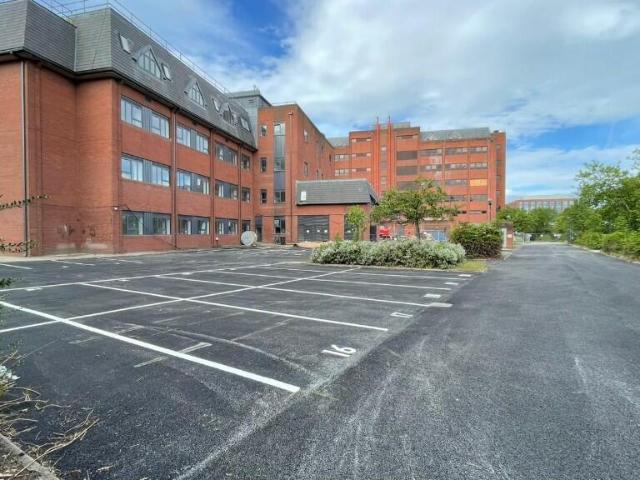 Parking for rent in Charterhall Drive, Chester, Cheshire, CH88