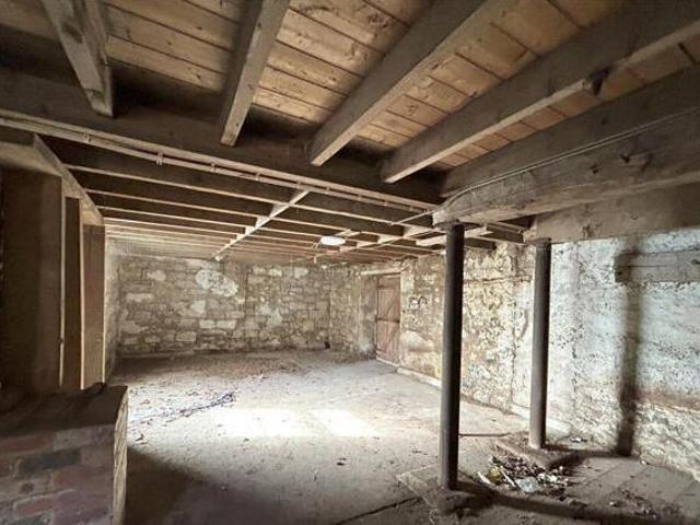 Parking For Rent In Craigton